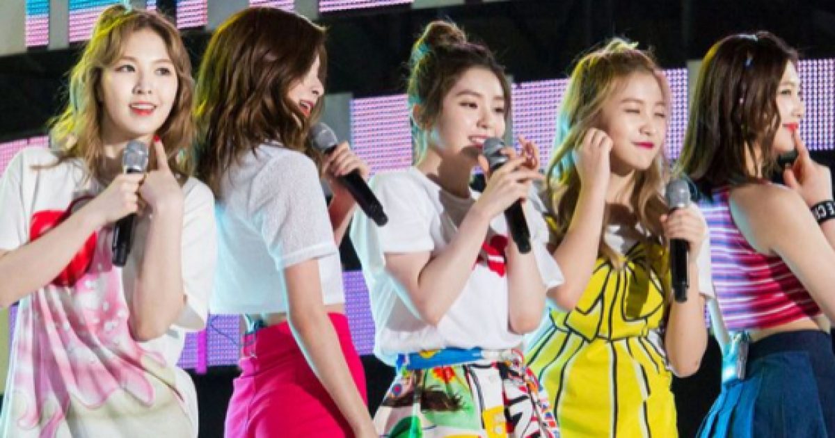 Seoul’s Red Velvet girl band performs in front of Kim Jong-un in Pyongyang