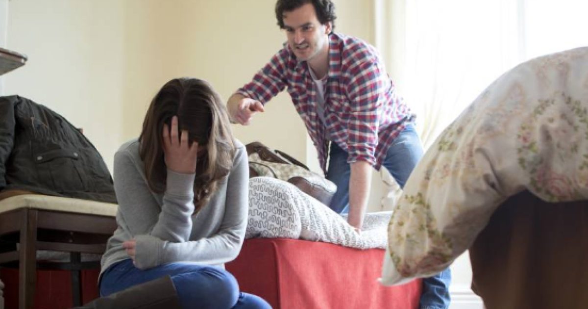 ¿Acaso te gusta que tu pareja te trate mal?