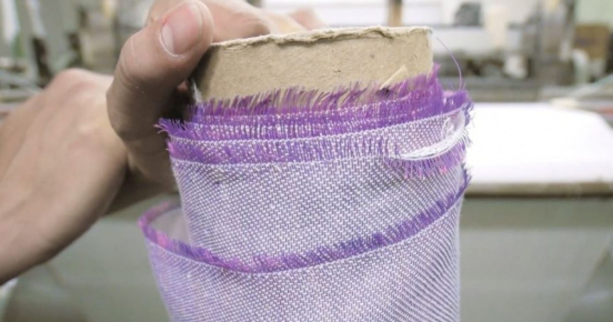 Des vêtements qui changent de couleur d’un 'tap' sur son smartphone