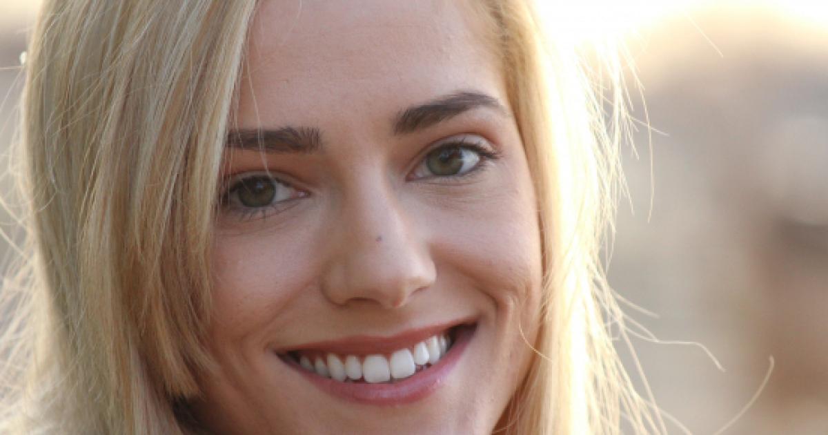 Sci-Fi and ‘Astro’: Interview with actress Country Akbar