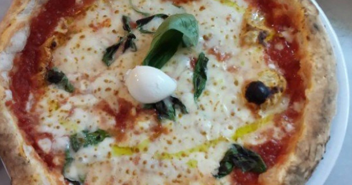 Napoli, arriva 'Pascalina': la pizza che previene il cancro