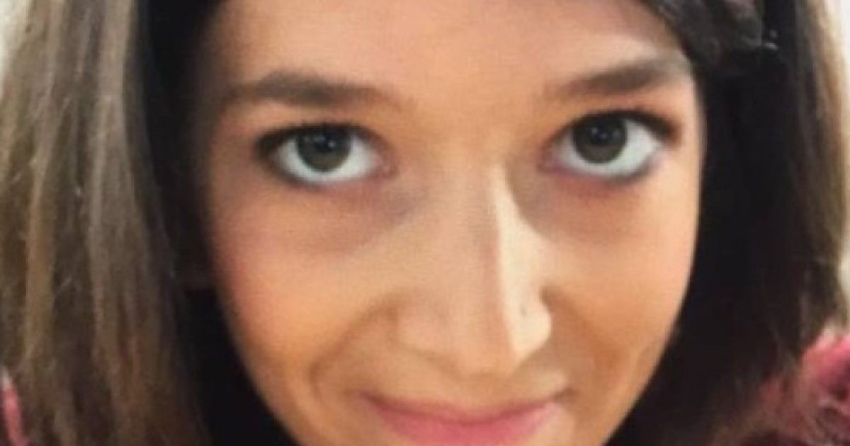 Francesca muore a 24 anni, il papà finisce la tesi e ne fa un libro