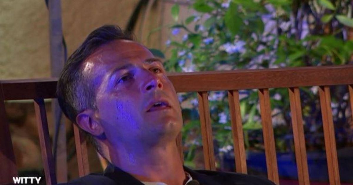 Temptation Island 2018 seconda puntata, Riccardo perde le staffe e piange