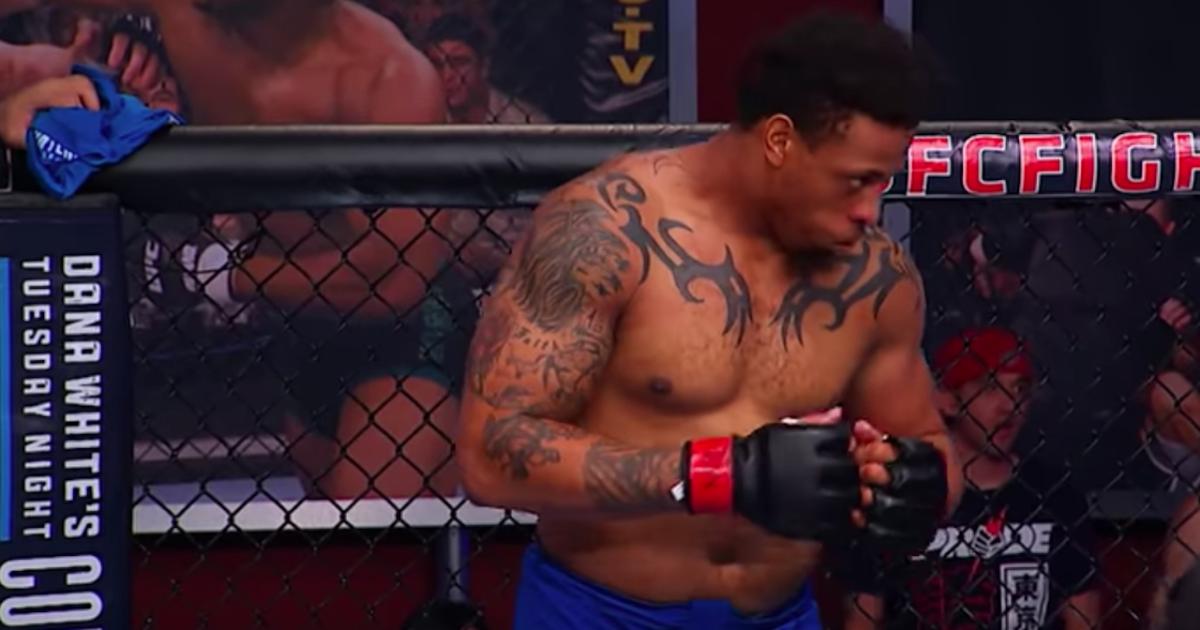 Greg Hardy former NFL defenseman wins second pro MMA bout with KO