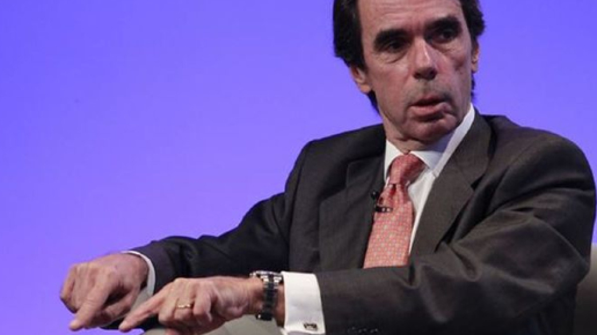 Aznar está descontento con el gobierno de Pedro Sánchez debido a los ...