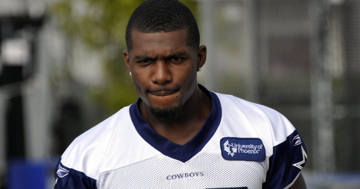 Dez Bryant should be in a New England Patriots jersey