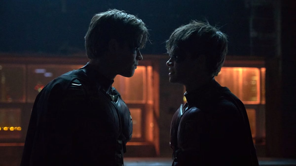 Dick Grayson Vs Jason Todd Battle For The Cowl