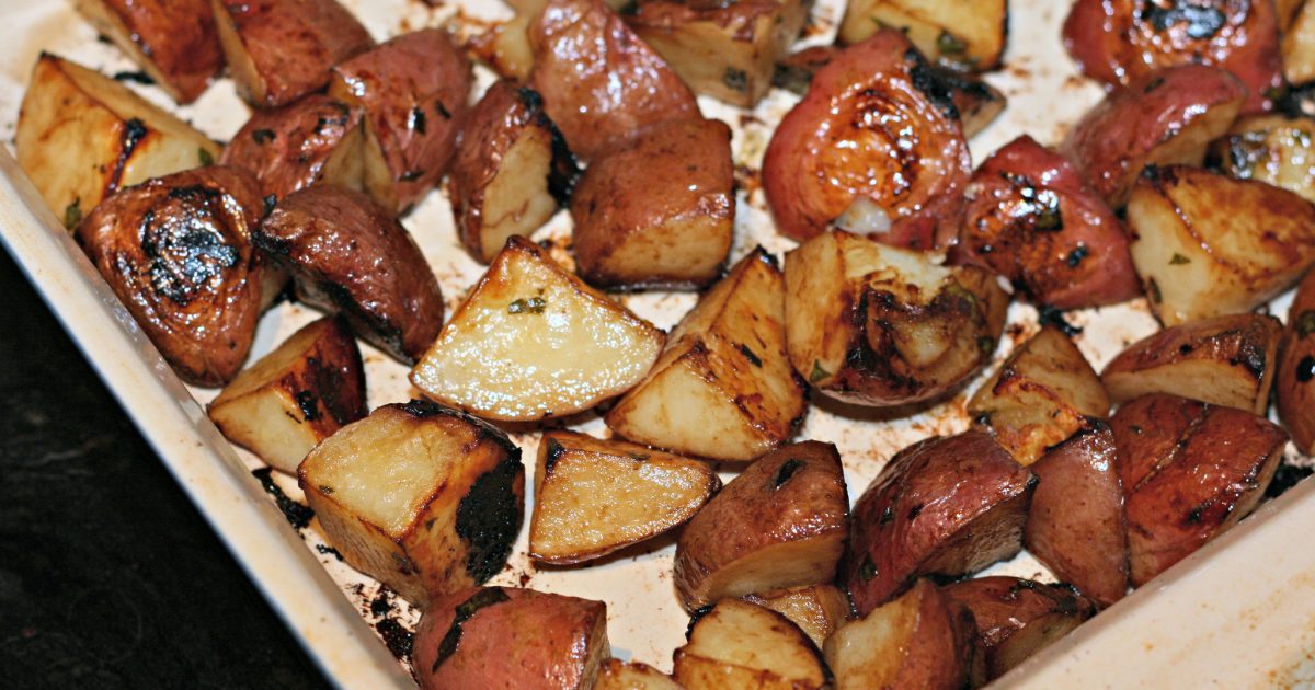 Garlic roasted potatoes recipe with variations