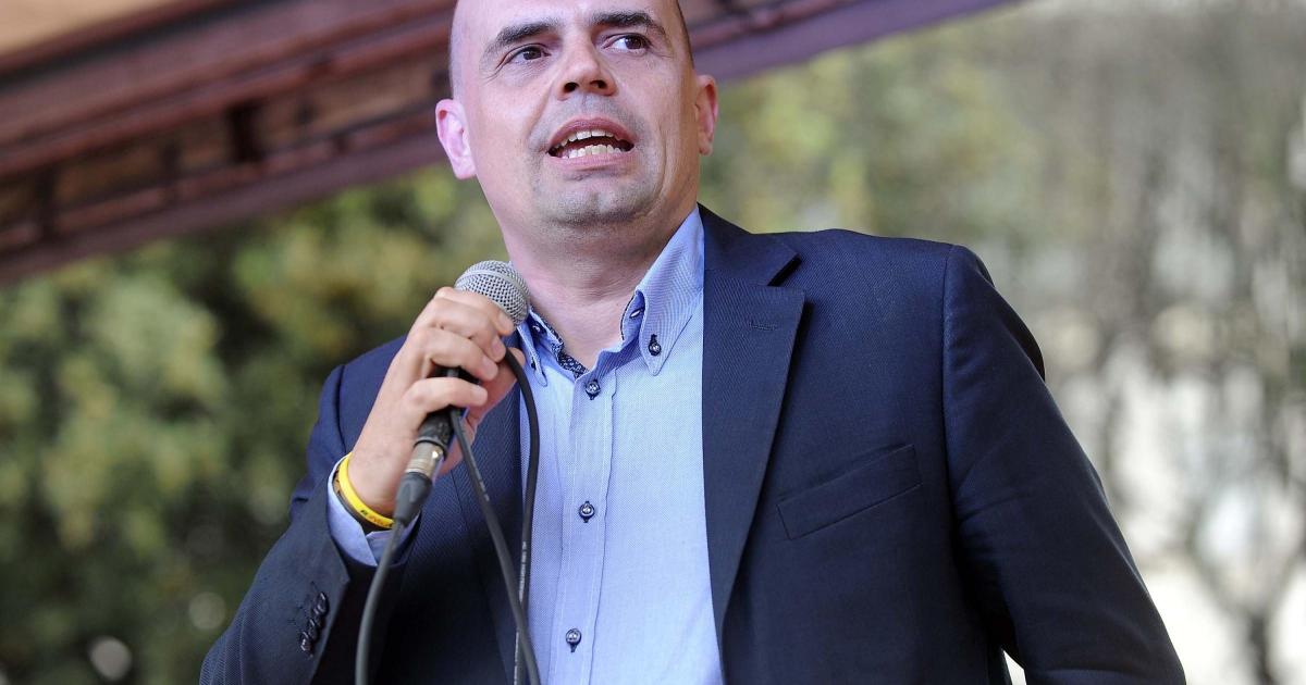 Massimo Baroni (M5S), 'Il reddito di cittadinanza può stimolare il sesso'