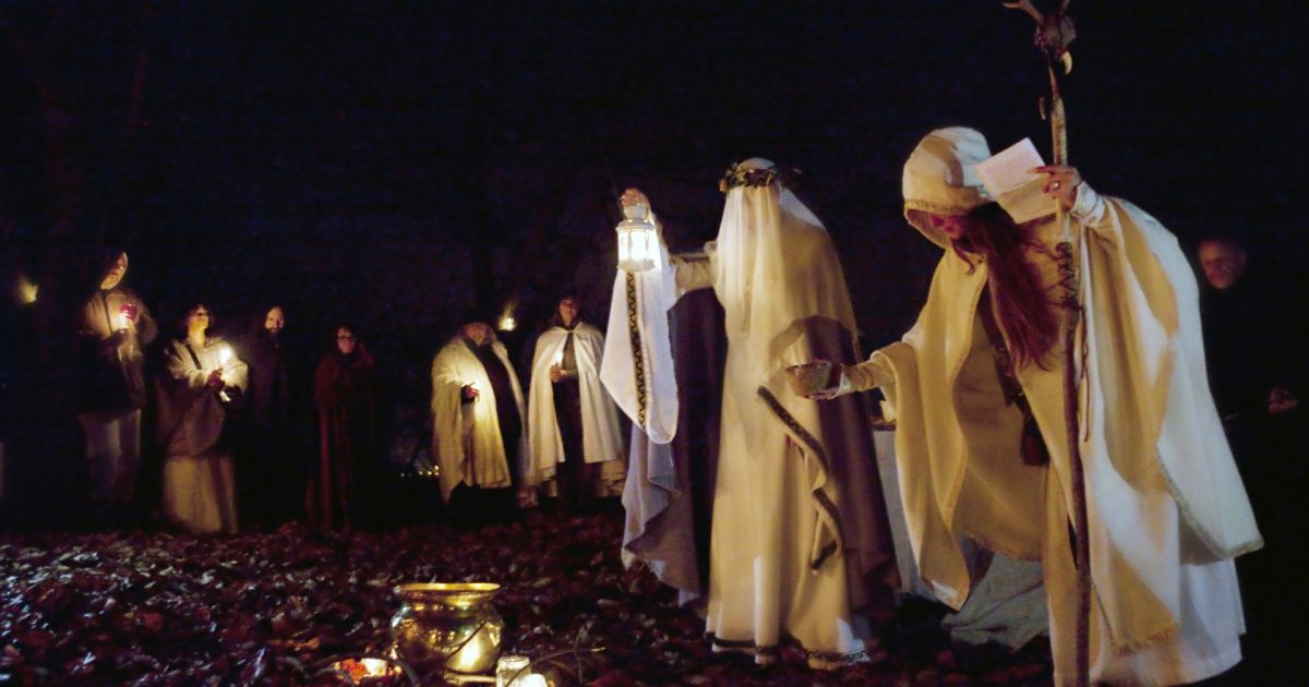 El neopaganismo: una forma de devoción naturalmente abierta