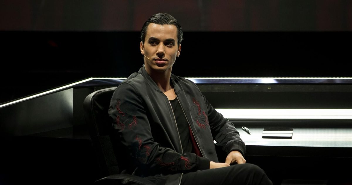 Amici 18: spuntano immagini piccanti del maestro Timor Steffens senza veli