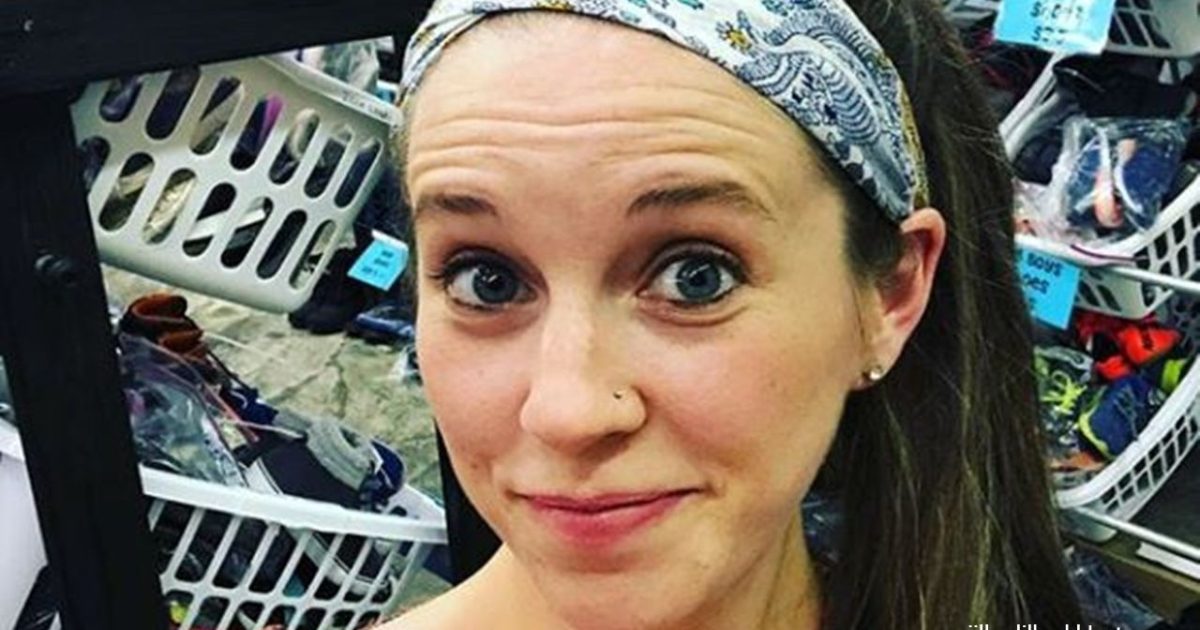 Jill Dillard shares her boys making their own kind of chalk plus a mess