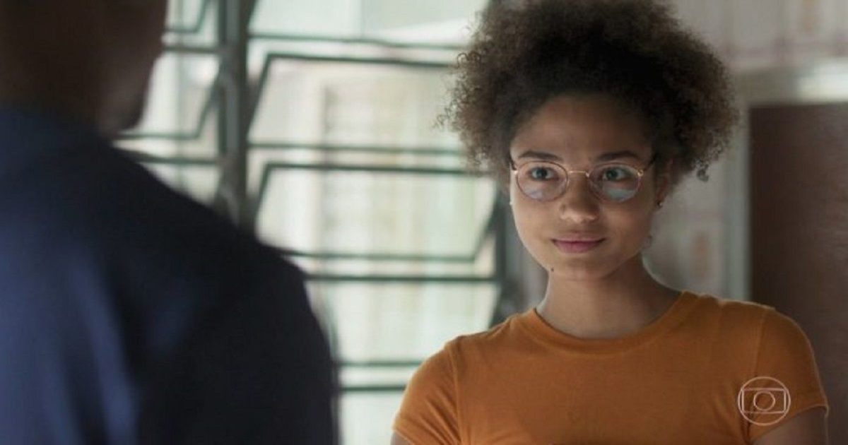 'Bom Sucesso': Ramon fala para Alice que está namorando Francisca