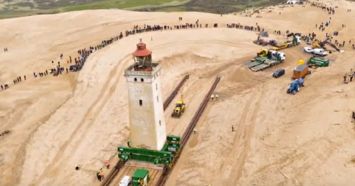 Denmark: Beach erosion forces shifting of a lighthouse from the coast ...