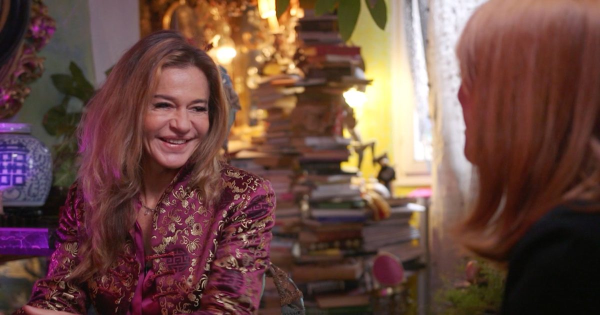 Vieni da Me, Eva Robin's confessa: 'Sto per sposare una donna, ci ...