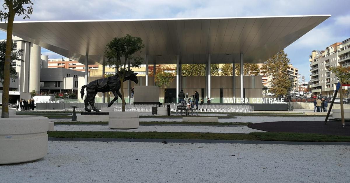 Matera, inaugurata la nuova stazione centrale delle Ferrovie Appulo Lucane