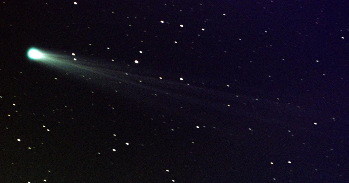 La cometa della notte di Natale nel Perigeo, molto vicino alla Terra