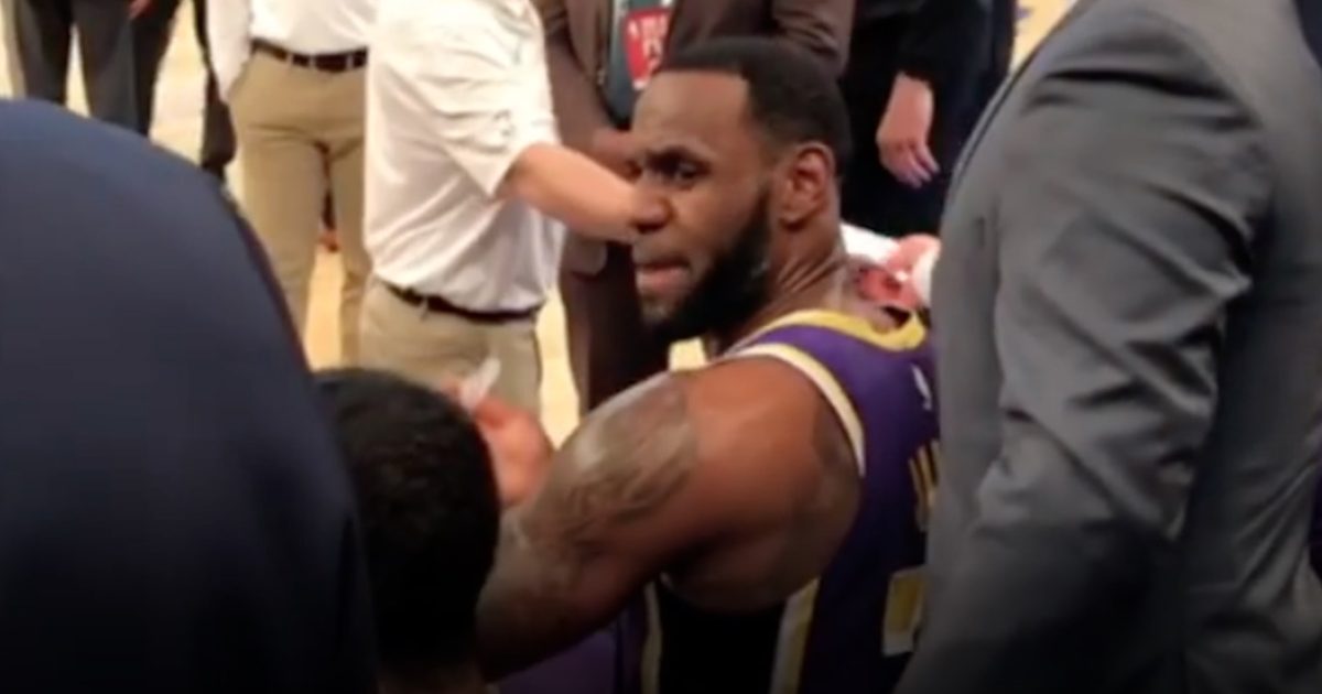 Video: LeBron yells at teammate on bench after messed up play against ...