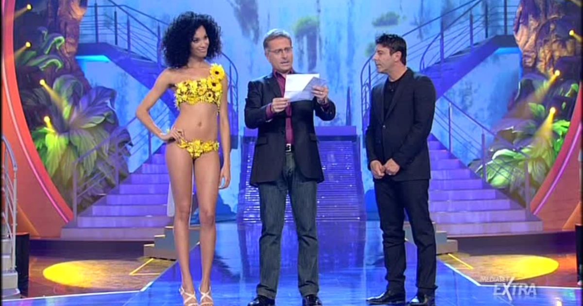 Replica Ciao Darwin 8, la seconda puntata in streaming su Mediaset Play