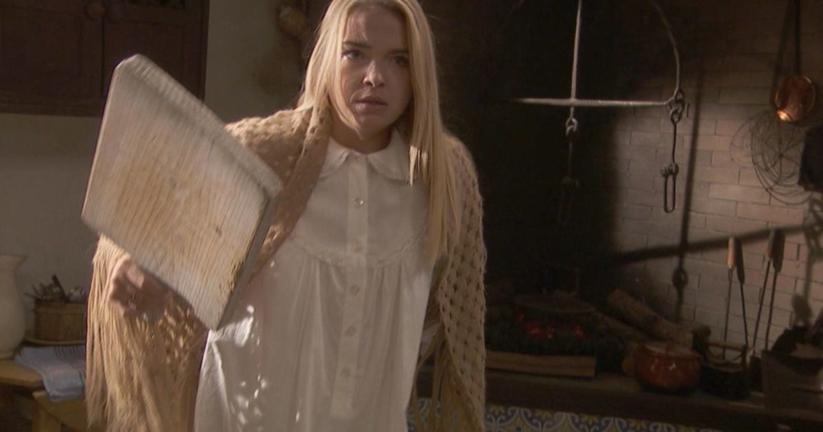 Il Segreto, trame: Antolina si provoca l'aborto colpendo il ventre con ...