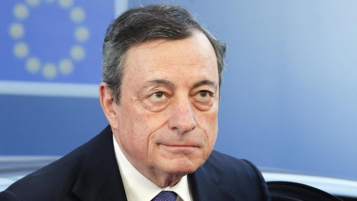 Mario Draghi premier? Fusaro: ‘Presto un analogo del governo Monti’