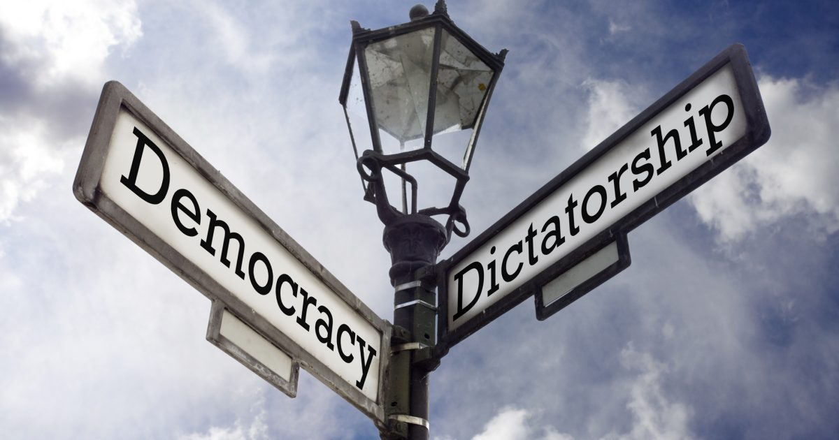 Politique : la démocratie moderne est en crise