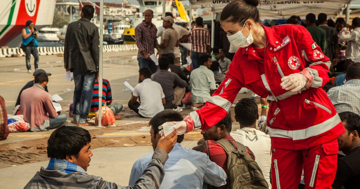 Da Richard Gere al Manchester United, le donazioni per le Ong che si ...