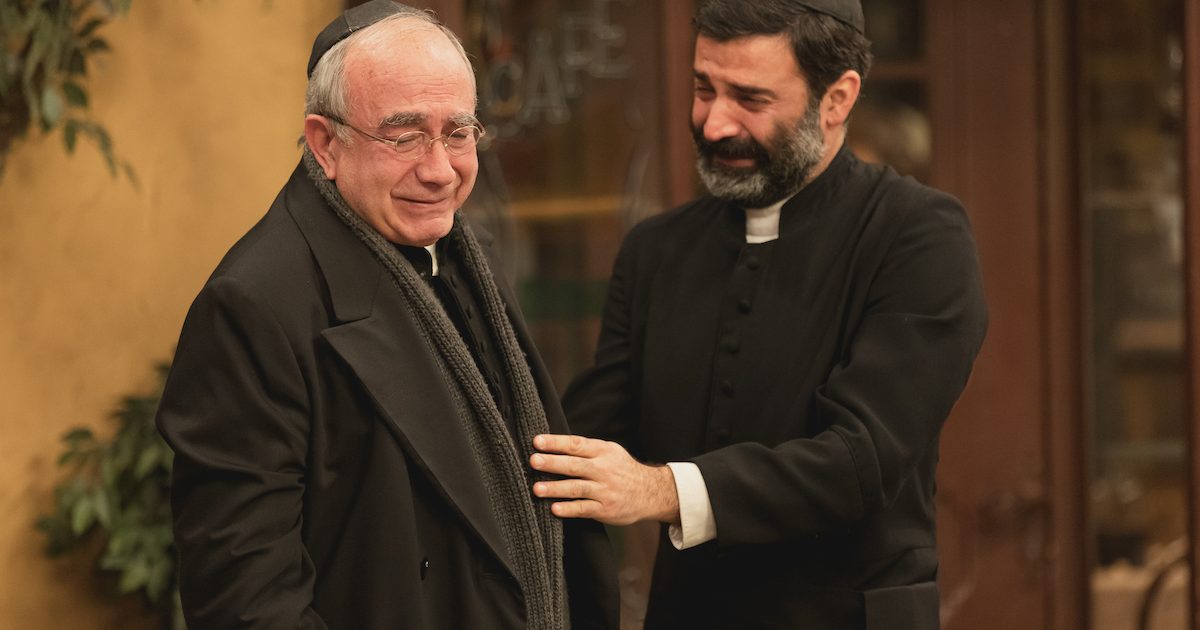 Il Segreto, trame: Don Anselmo affida la parrocchia a Berengario e ...