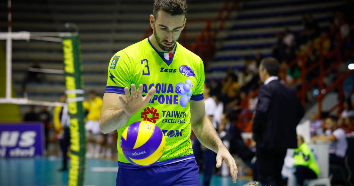 Volley: Simone Parodi senza squadra per una bufala sul suo 'stato di ...