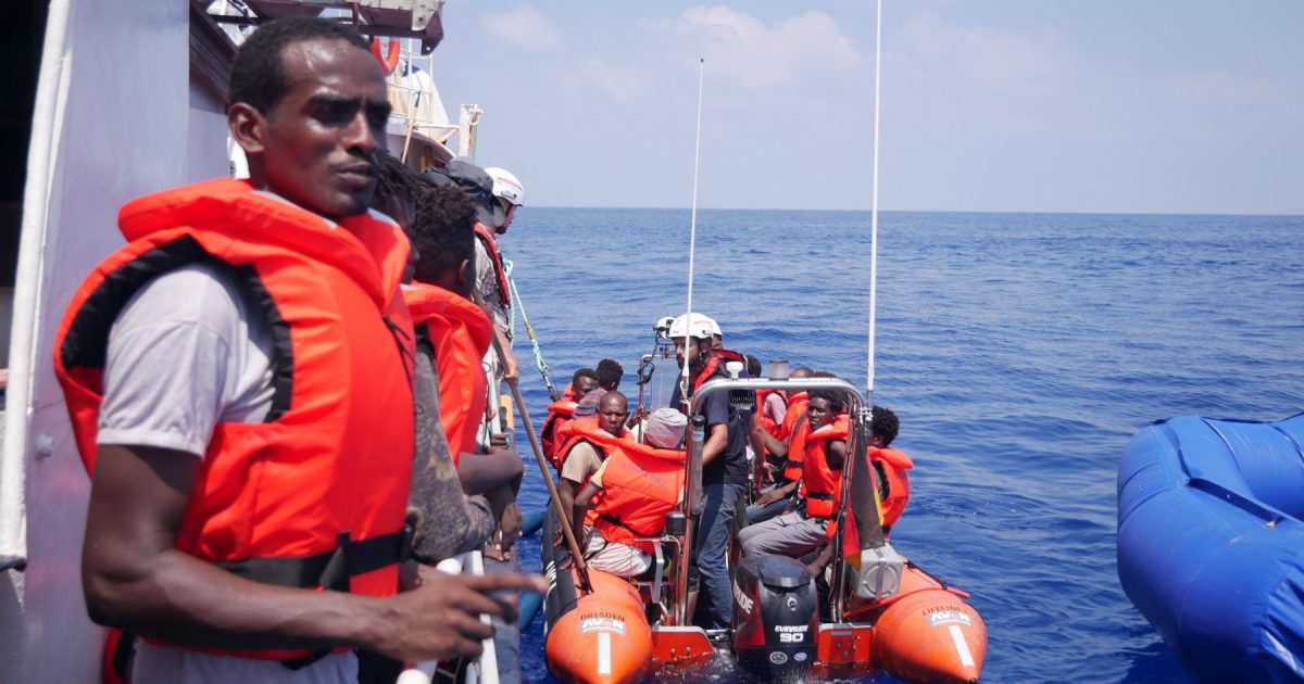 La nave Eleanor al porto di Pozzallo: aperta un'inchiesta dalla procura