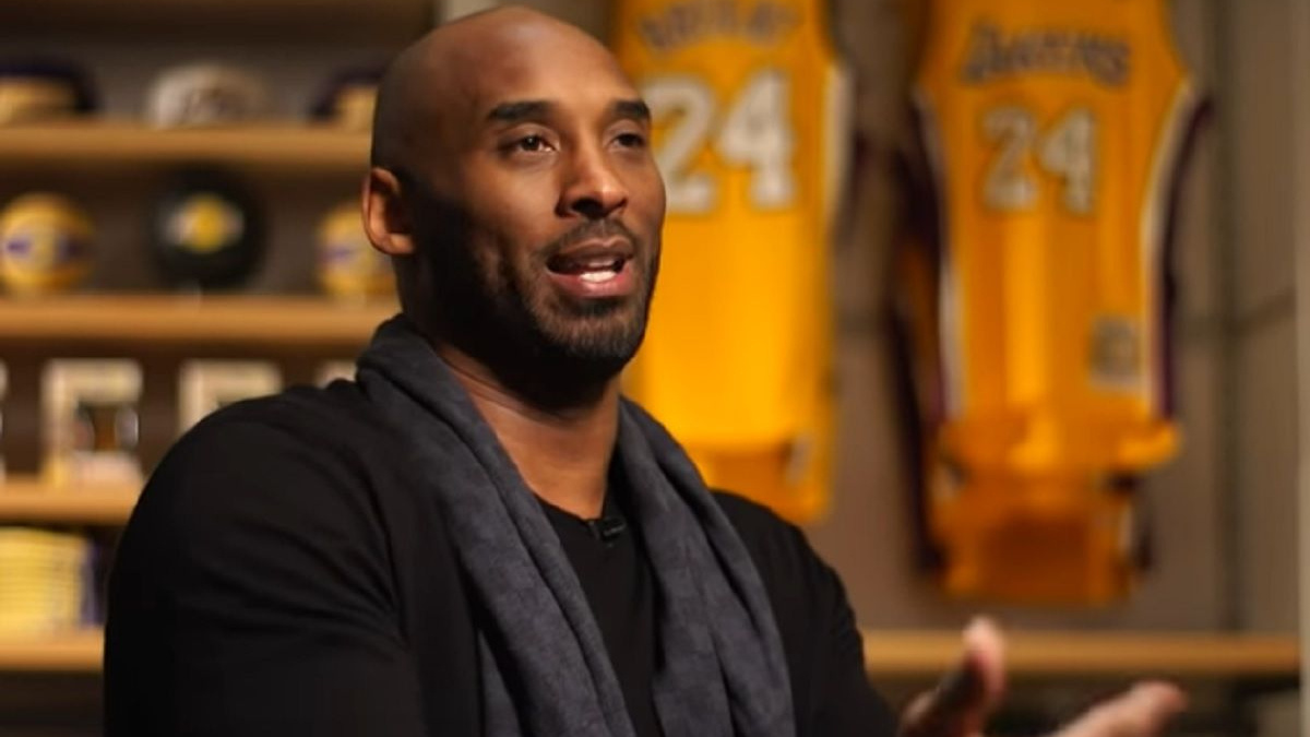 Ex-Patriot recalls last encounter with Bryant; Brady, Edelman pay ...