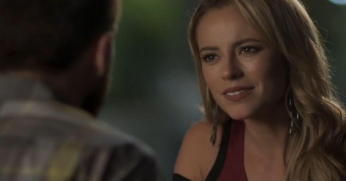 'A Força do Querer': Jeiza se emociona com pedido de casamento de Zeca