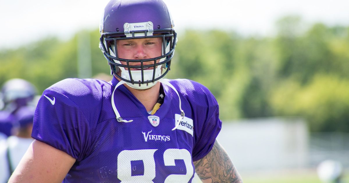 Six week 12 fantasy stars who were mostly unowned, including Kirk ...