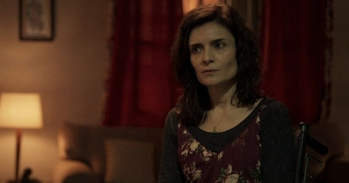 Arieta Corrêa fala sobre personagem em 'Amor de Mãe': 'precisa de terapia'