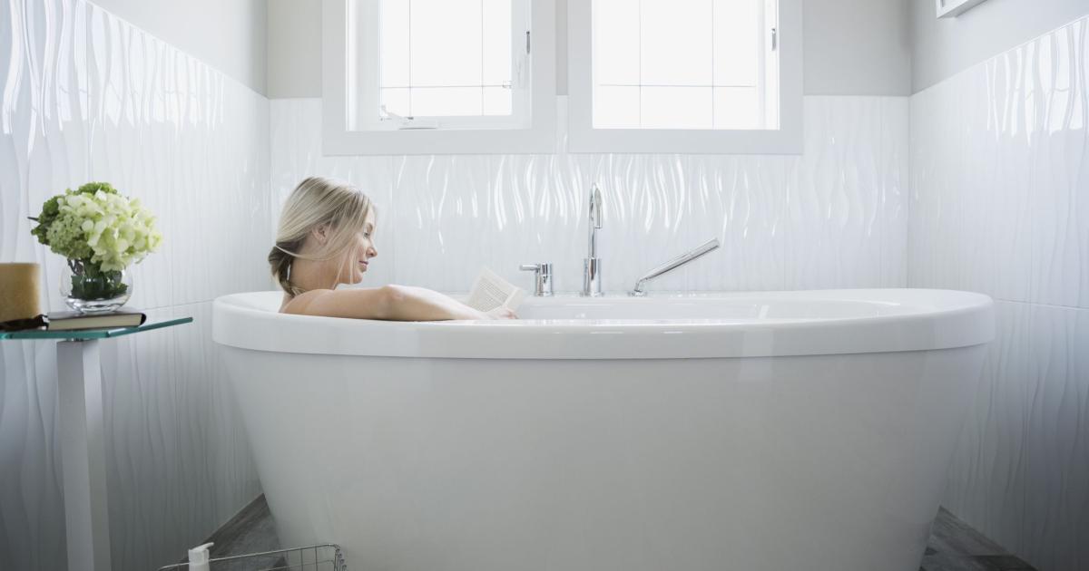 Los baños en tina y en ducha, cada uno tiene sus ventajas y privilegios