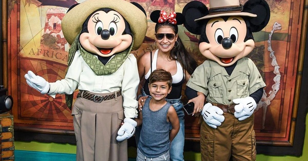 Filho de Simone pega na mão da Minnie, e Kaká Diniz fala de coronavírus ...
