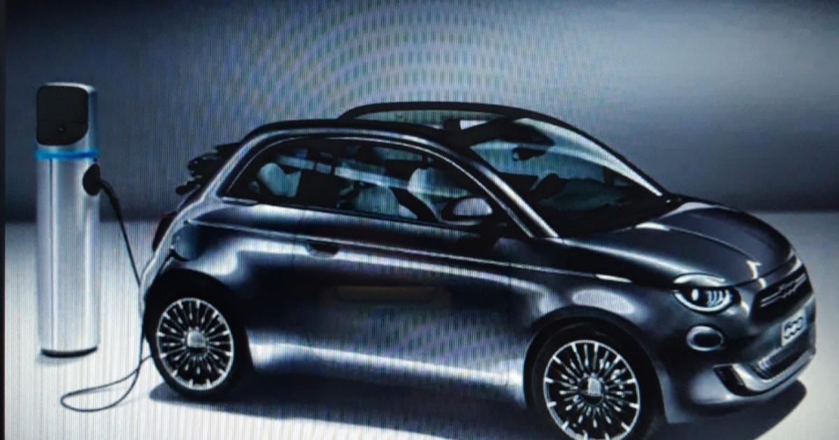 Fiat 500 Elettrica, diffuse le foto ufficiali: il design è tutto nuovo