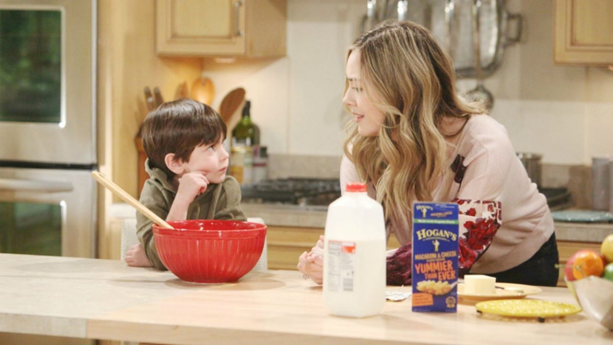 Beautiful, anticipazioni Usa, Thomas a Flo: 'Nessuno saprà che la piccola Beth è viva'