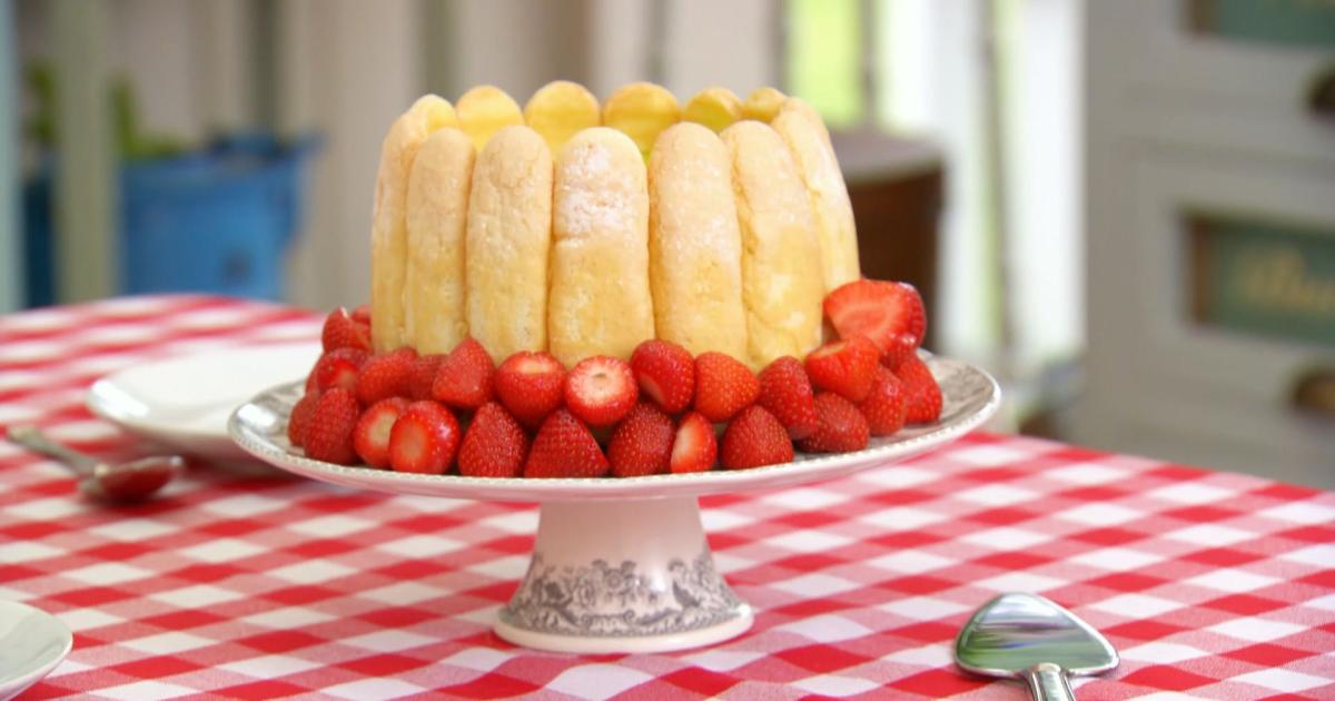 Fast and easy Charlotte Russe recipe