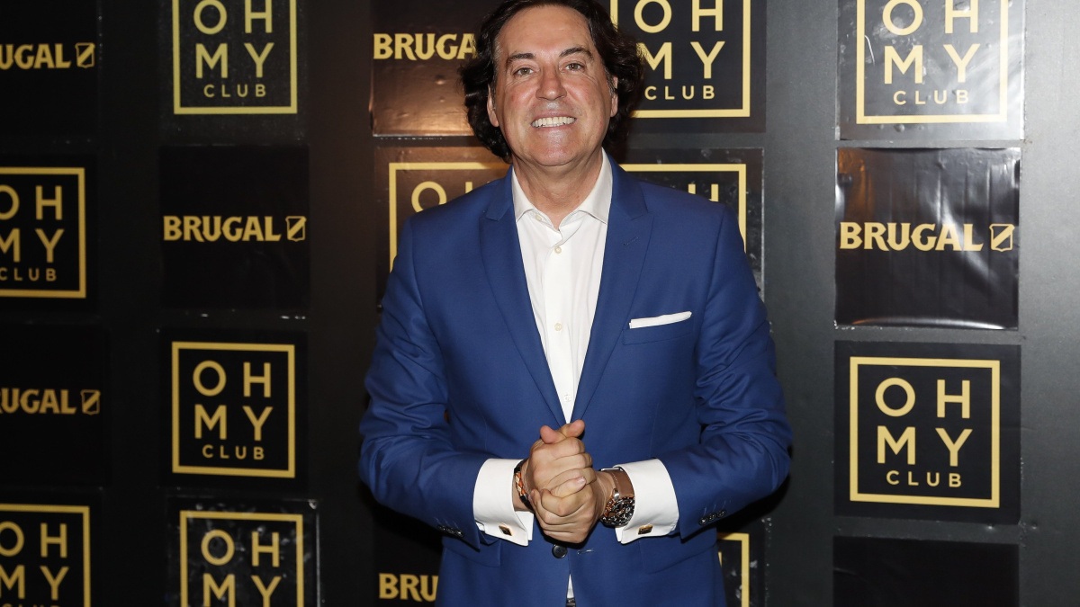 Pipi Estrada anuncia la muerte de Michael Robinson y este lo desmiente