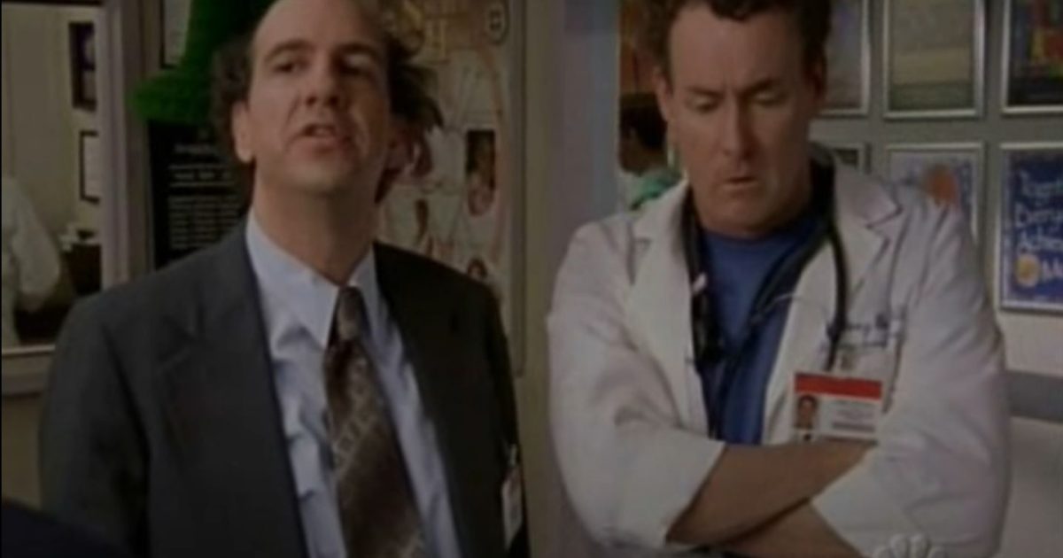 Sam Lloyd si è spento a 56 anni, interpretava Ted Buckland in Scrubs