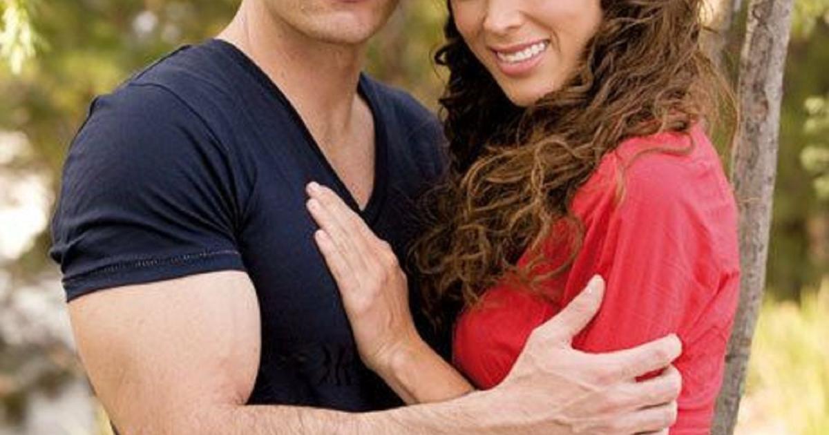 Jacky Bracamontes e David Zepeda se encontram 11 anos após 'Sortilégio'