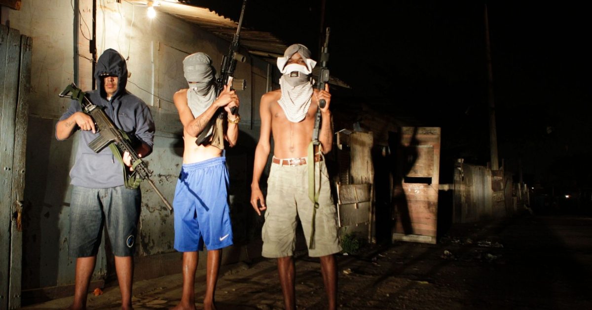 Traficantes do Rio de Janeiro ameaçam moradores que descumprirem quarentena