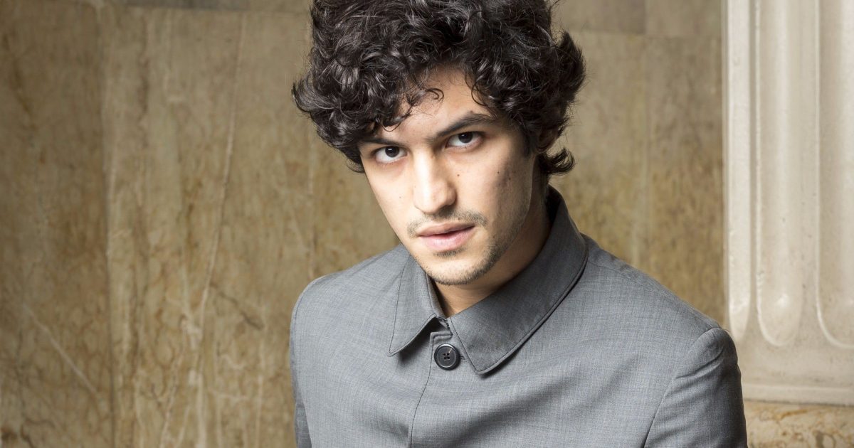 5 curiosidades sobre o ator Gabriel Leone