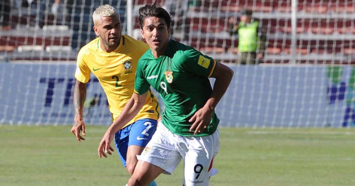 8 jogadores bolivianos que atuaram pelo futebol brasileiro