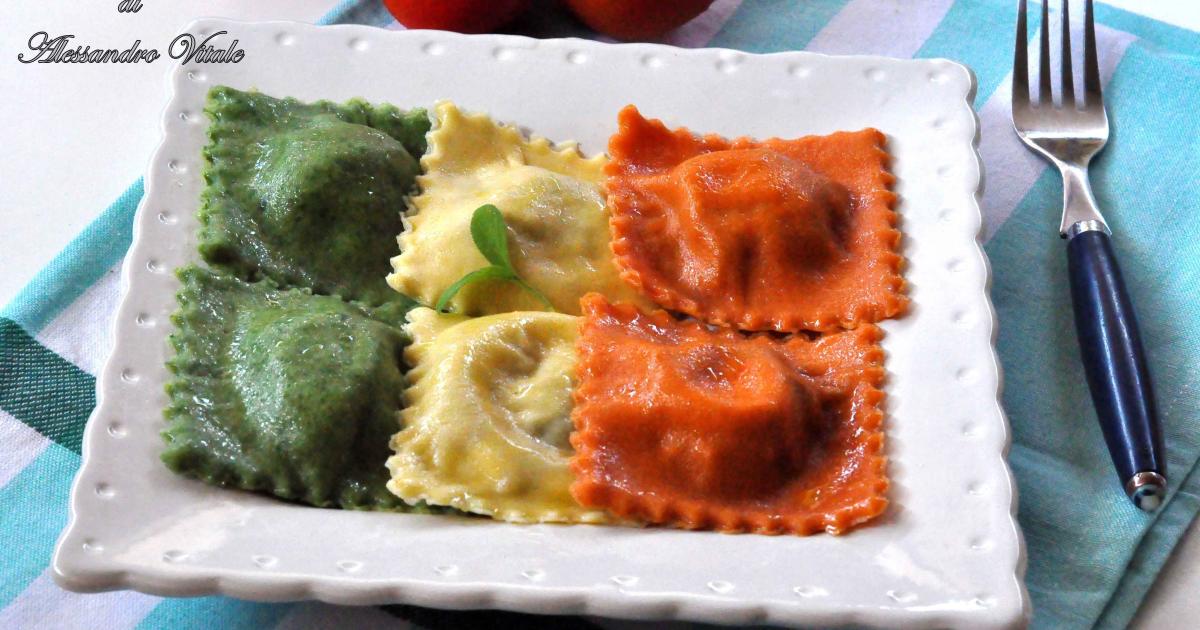 Ravioli tricolori, un delizioso primo piatto della cucina italiana