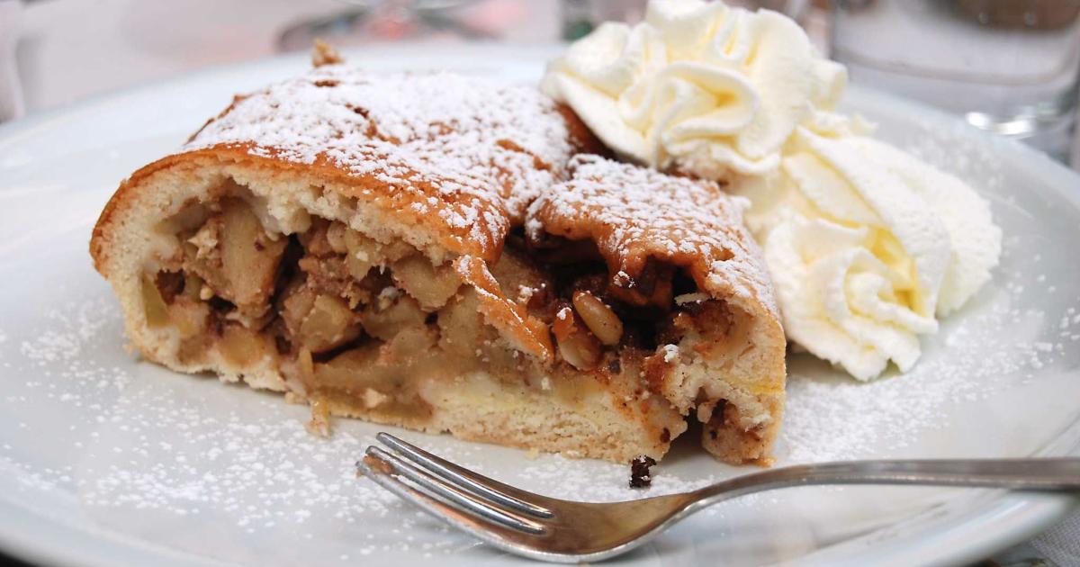 Lo strudel alle mele, il dolce più caratteristico dell'Austria