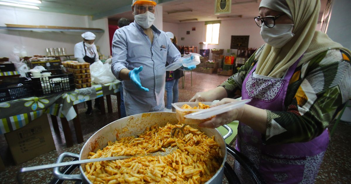 En Valencia multan con 4.200 euros a un restaurante, por repartir ...