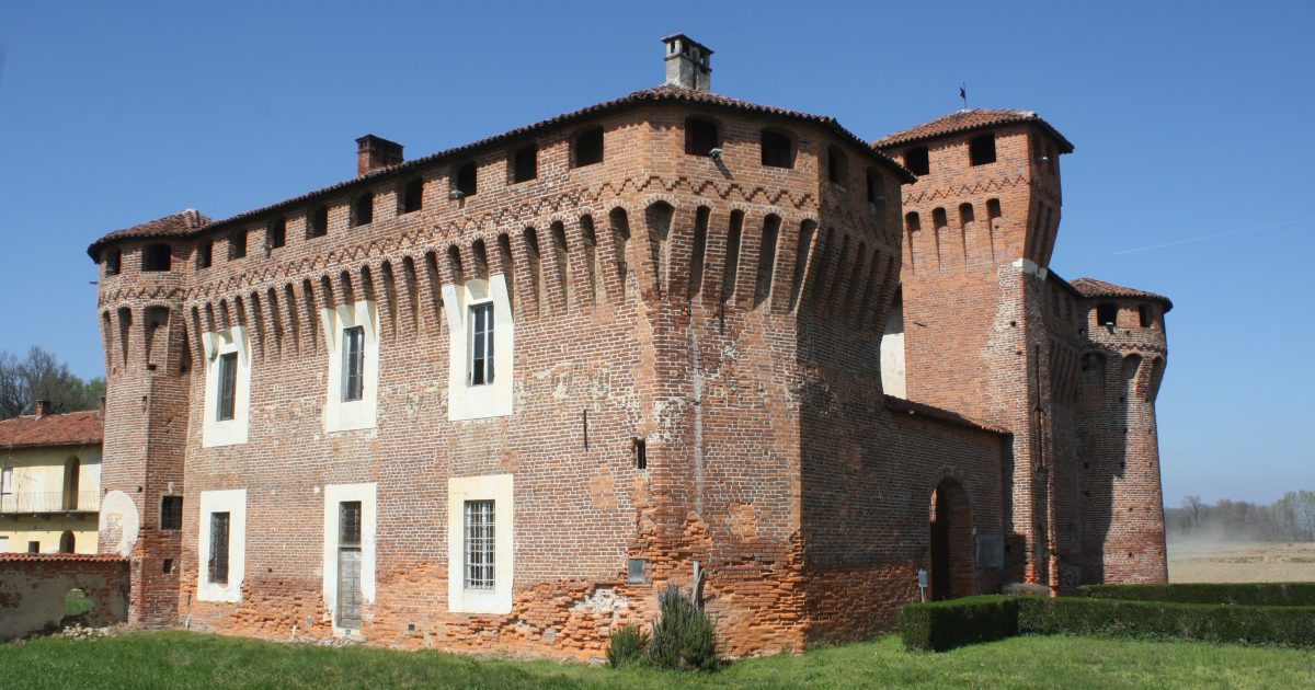 Rinasce il Castello di Proh nelle colline novaresi: sarà restaurato e ...