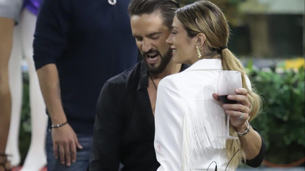 Grande Fratello Vip, Alex fa una confidenza a Soleil: 'Io ti aspettavo ...